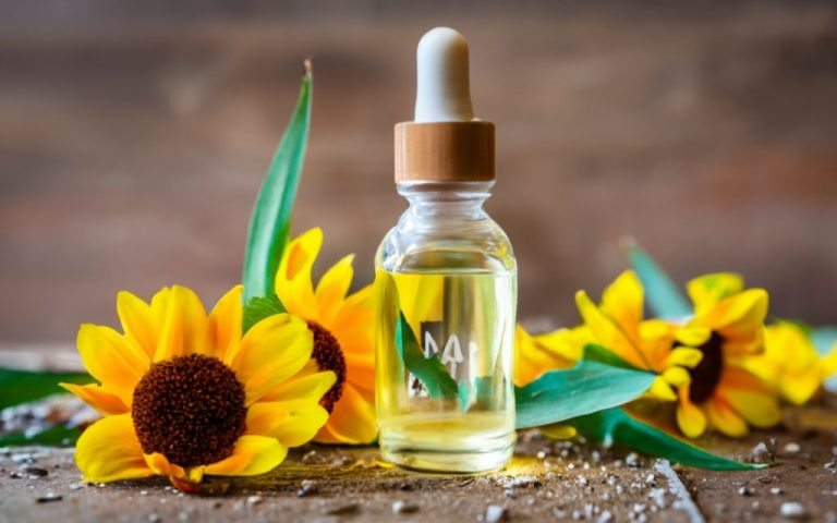 Safflower Oil: A Healthy Cooking Oil with Many Benefits – Health and ...